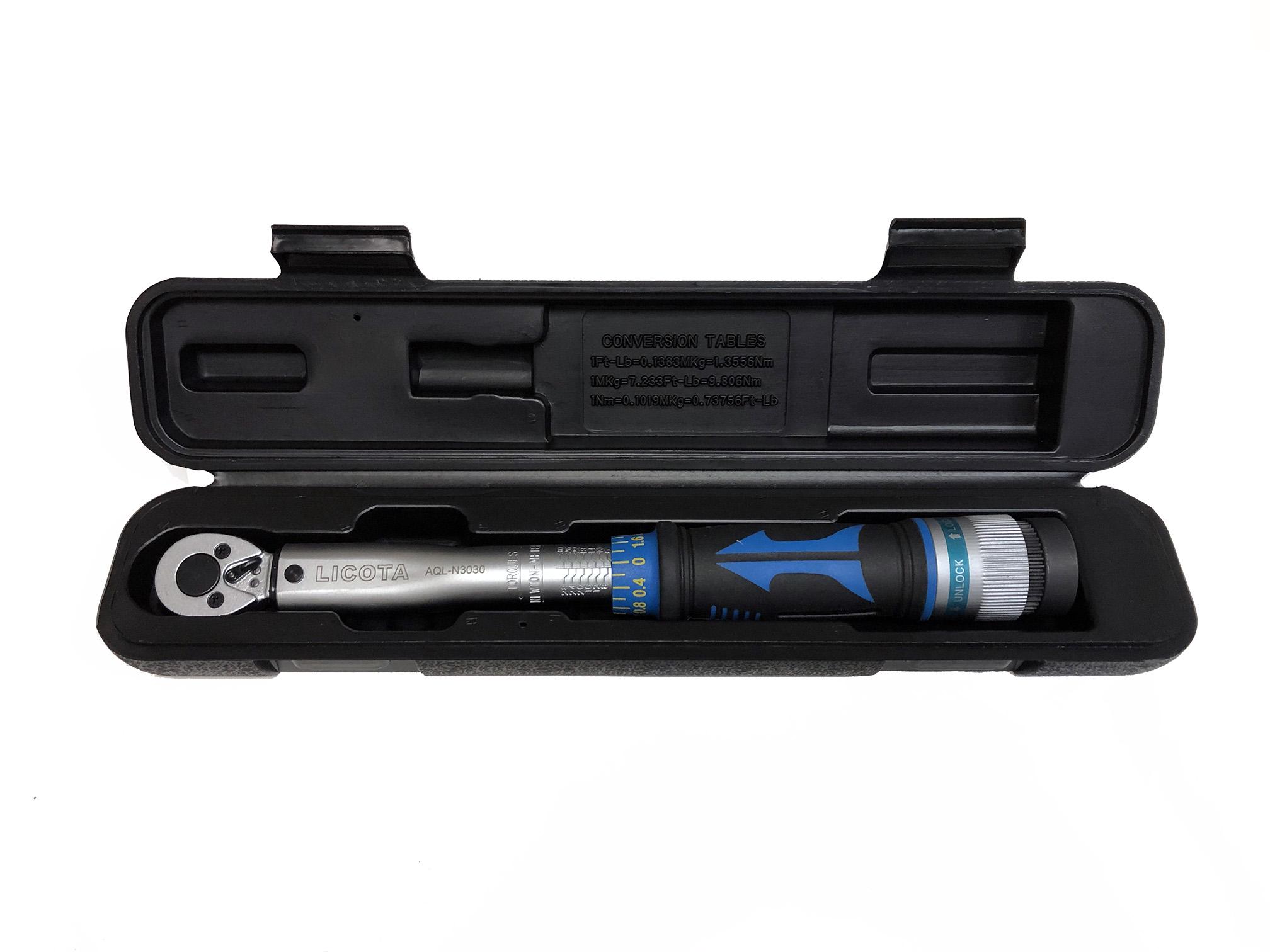 ᐉ Динамометрический ключ Licota 3/8" 6-30 Нм (AQL-N3030)