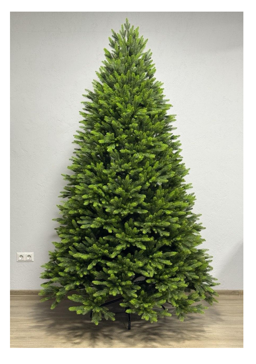 ᐉ Штучна ялинка складана №7 з металевою підставкою та салатовими кінчиками 2 5 м Зелений