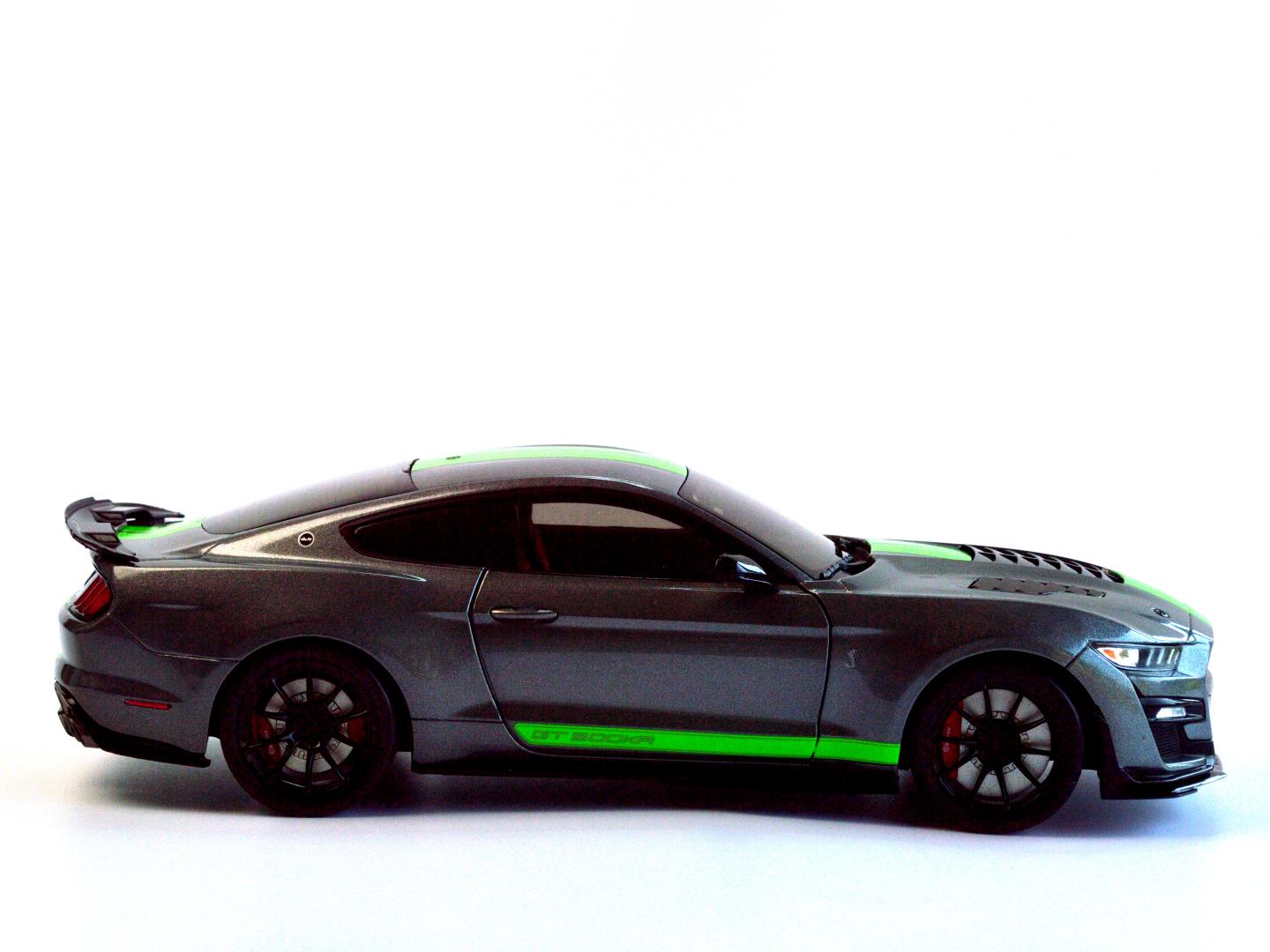 ᐉ Модель автомобіля Solido Ford Mustang Shelby GT500 1:18 Сірий (46 ...