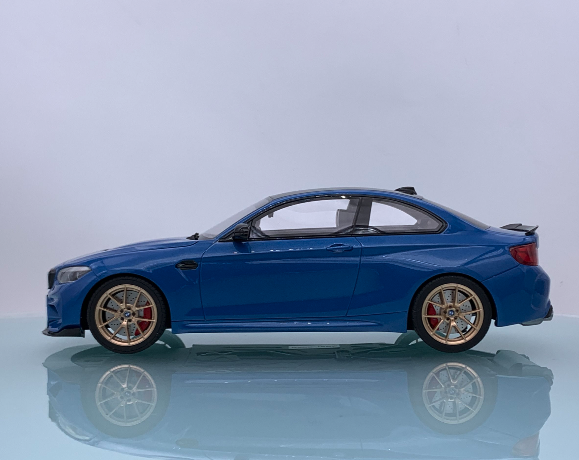 ᐉ Модель автомобиля GT Spirit 1:18 BMW M2 F87 CS Misano Blue Metallic ...