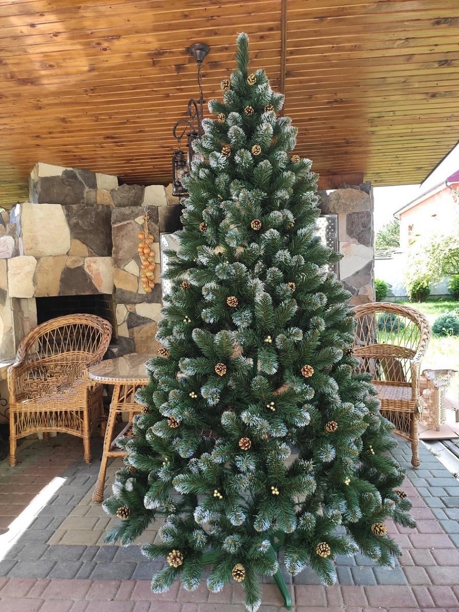 Штучна ялинка засніжена Украина Кармен з шишками і перлами ПВХ 200 см Зелений Карм Зол 200