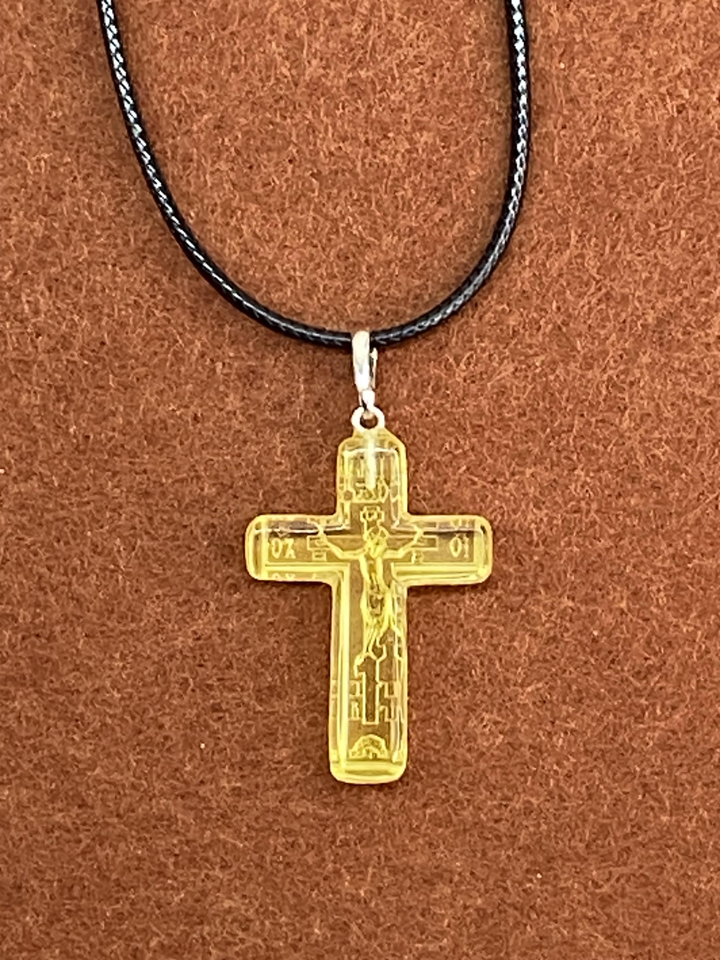 ᐉ Хрестик з бурштину натільний з розпяттям к 34 • Краща ціна в Києві Україні • Купити в Епіцентр