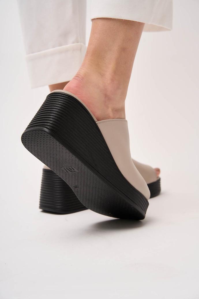 ᐉ Сабо жіночі Fabio Monelli р. 39 Бежевий (177297) • Краща ціна в Києві ...