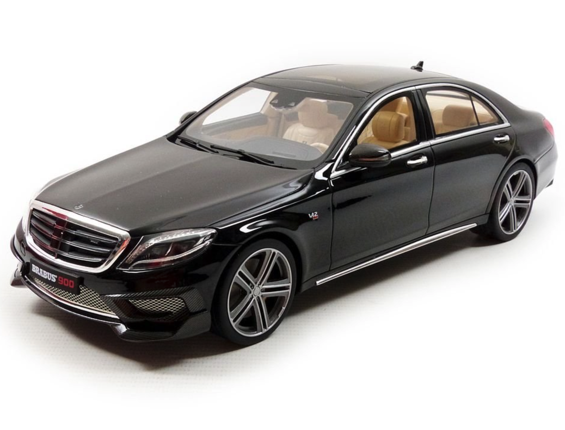 ᐉ Модель автомобіля GT Spirit 1:18 Mercedes-Benz S-Class W222 Rocket ...