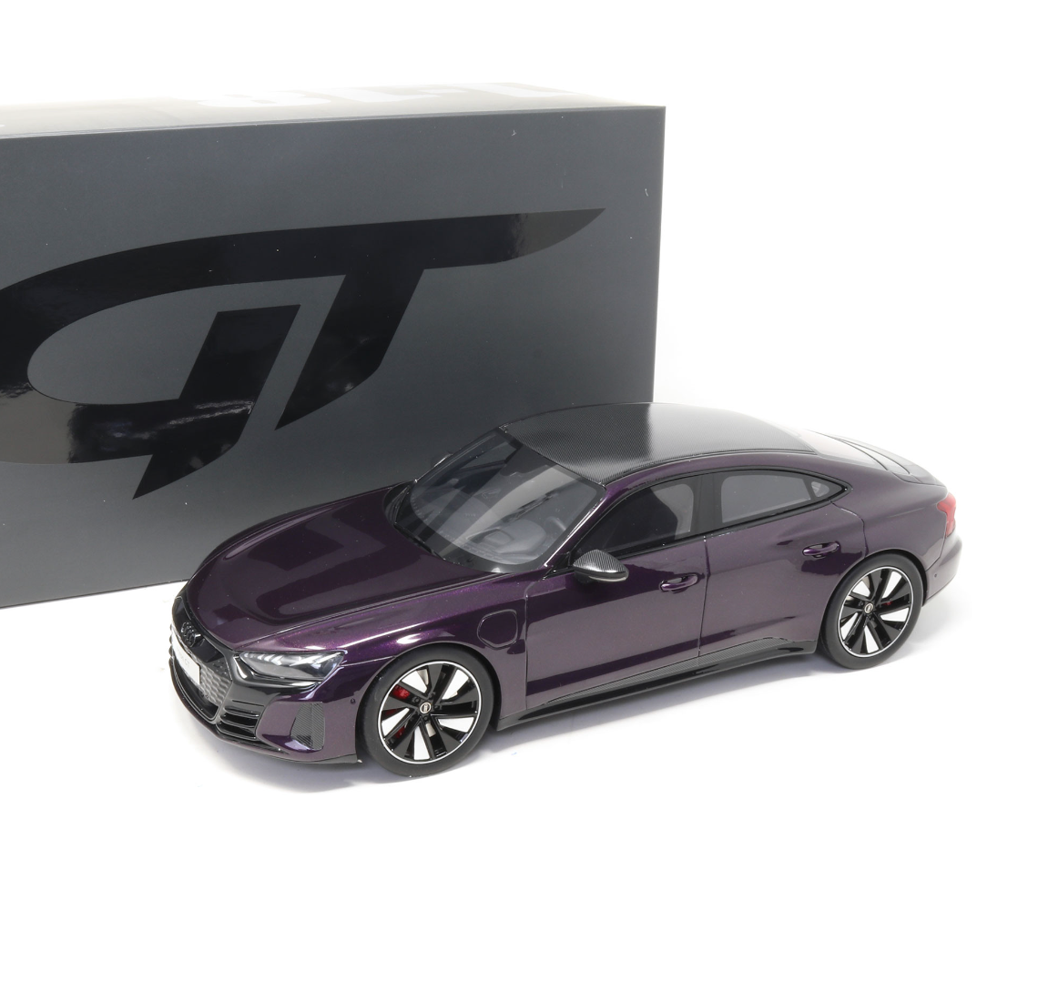 ᐉ Модель автомобіля GT Spirit 1:18 Audi RS e-tron GT 2021 Merlin Purple ...